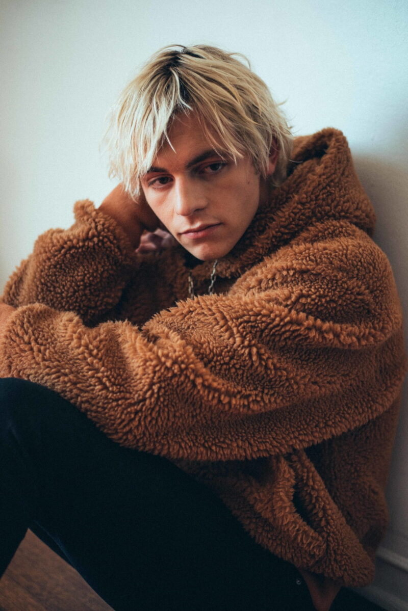 Ross Lynch by Theo Gosselin for Monrowe Magazine Spring 2017 - Fashion ...