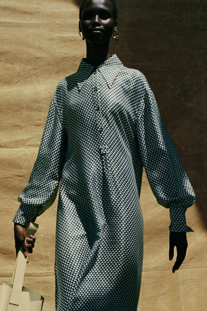COS Fall-Winter 2021 Ad Campaign by Jack Davison & Clare Richardson ...