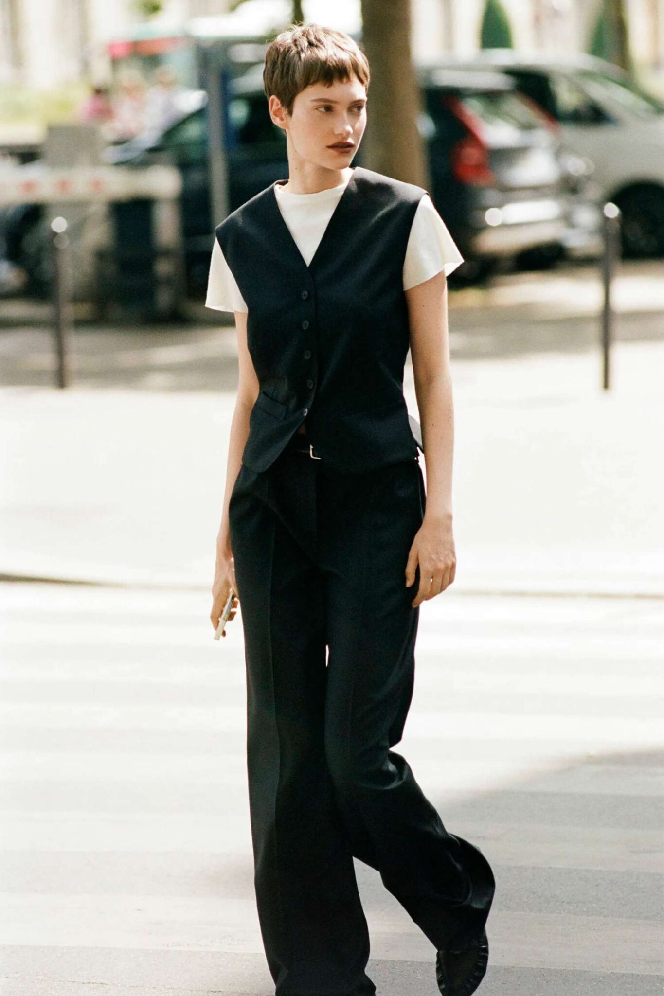 The Row Spring 2023 Lookbook by Jack Day & Brian Molloy - Lookbooks ...