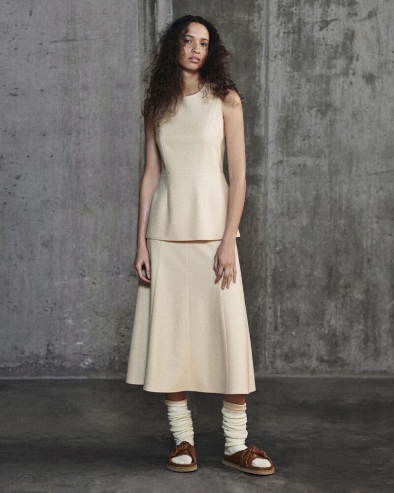 Jen Thomson & Vilma Sjoberg by Mark Kean for Joseph Fall-Winter 2022 ...