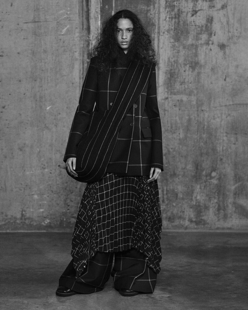 Jen Thomson & Vilma Sjoberg by Mark Kean for Joseph Fall-Winter 2022 ...