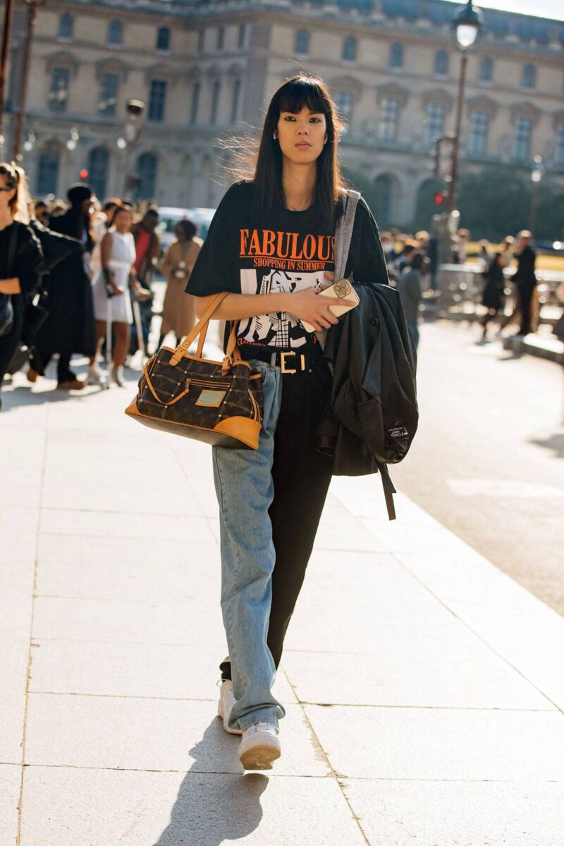 Model Street Style at Paris Fashion Week Spring-Summer 2023 ...