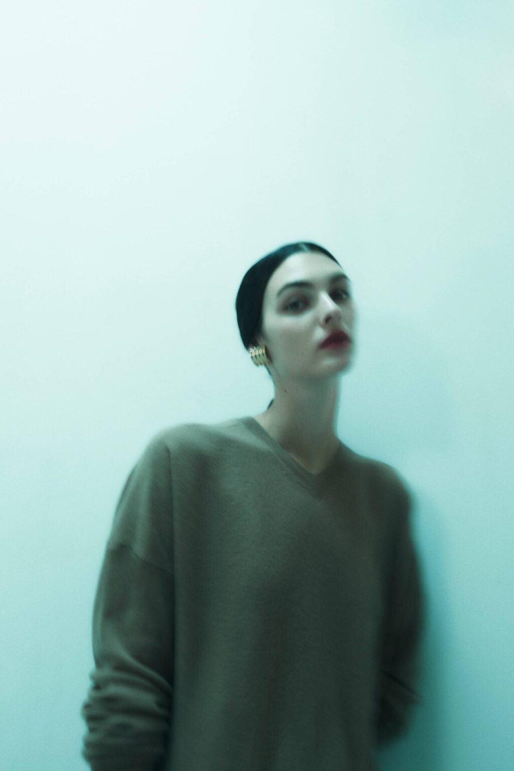 Vittoria Ceretti by Hanna Tveite for Khaite Pre-Fall 2023 - Lookbooks ...