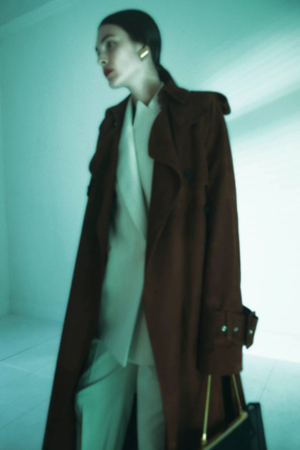 Vittoria Ceretti by Hanna Tveite for Khaite Pre-Fall 2023 - Lookbooks ...