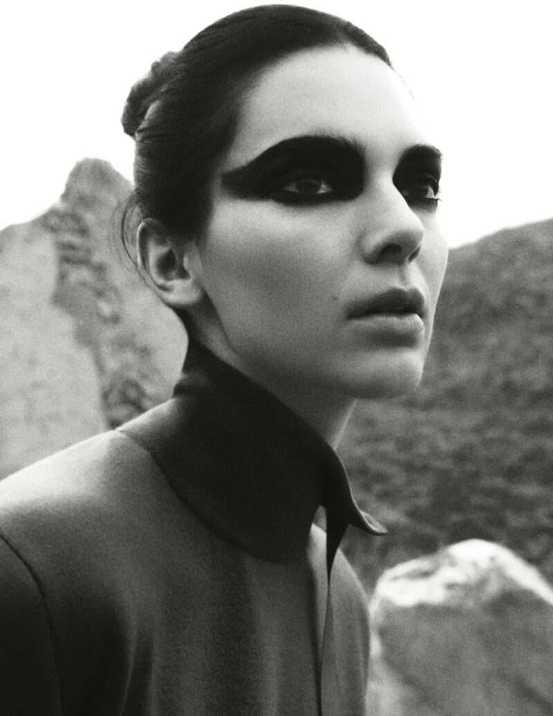 Kendall Jenner by Robin Galiegue for Vogue Italia April 2023 - Fashion ...