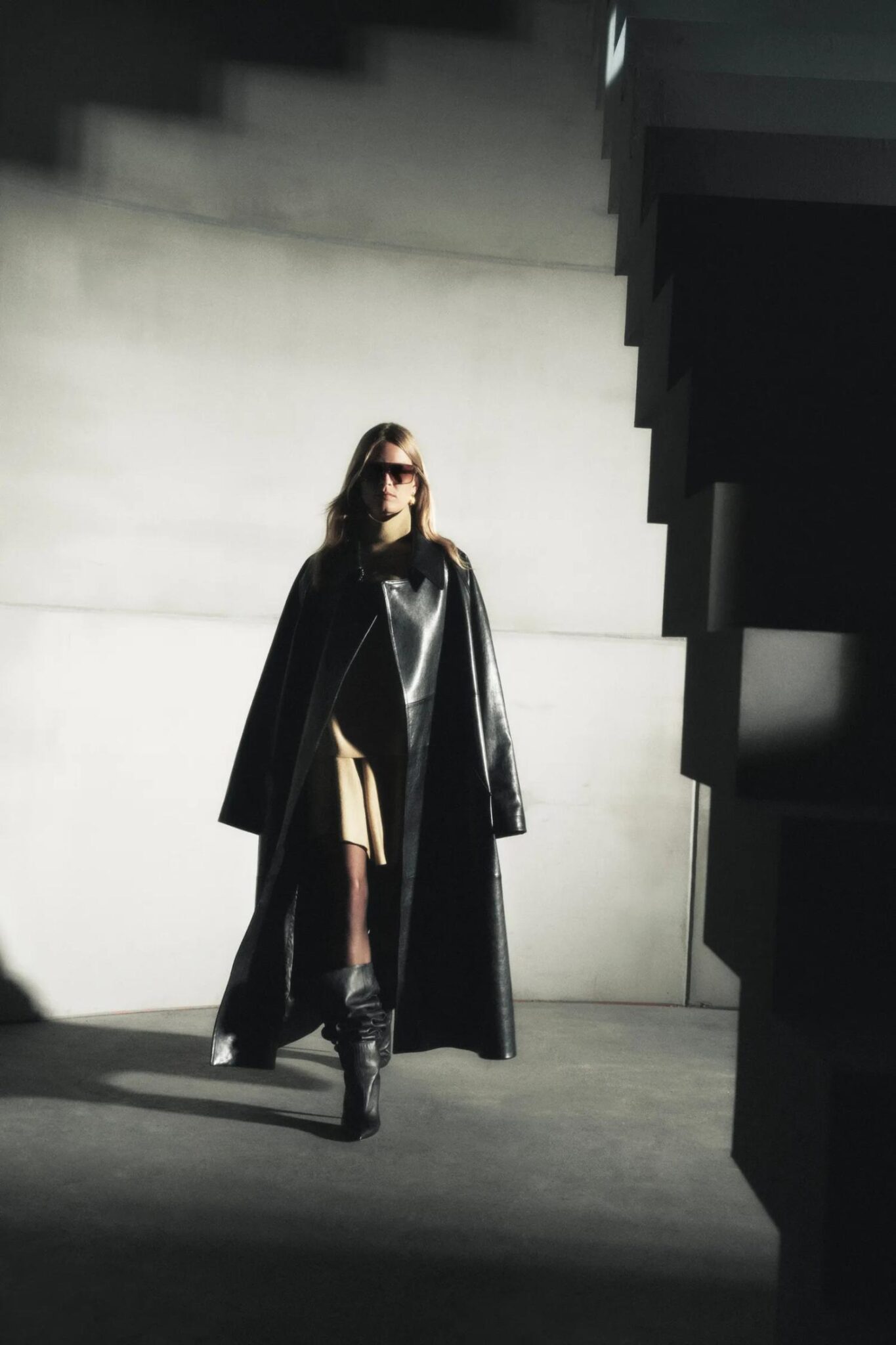 Anna Ewers by Hanna Tveite for Khaite Resort 2024 - Lookbooks - Minimal ...