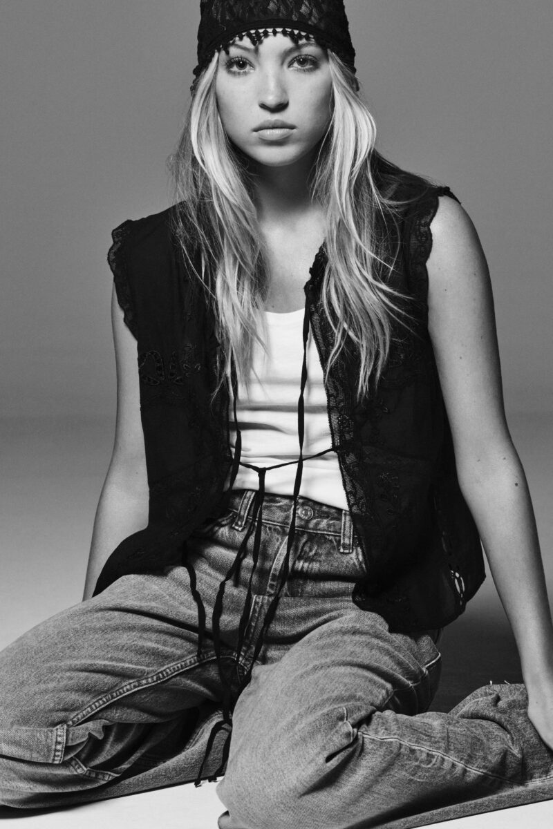 Lila Moss by Daniel Jackson for Zara Denim Summer 2024 - Lookbooks ...